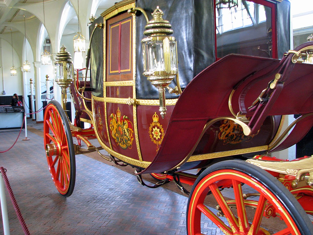 The Bell Curve of Life: London: Royal Mews - The Coaches