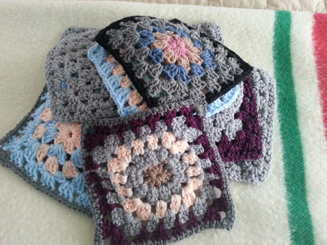 Modern Grace Design: Blanket Squares