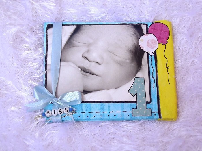 C is for CRAFT!: DIY Baby's First Birthday Mini Book