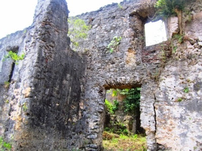 Journeying Pinay: Fuga Island's Church Ruins