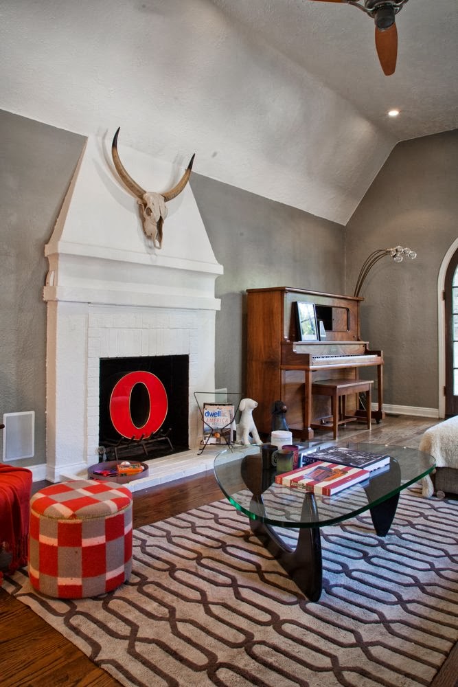 Dom 125m2 zamieszkiwany przez Nick LaKind i jego psa (California, USA ...