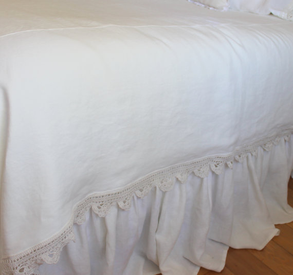 Ticking and Toile: ~linen & lace~