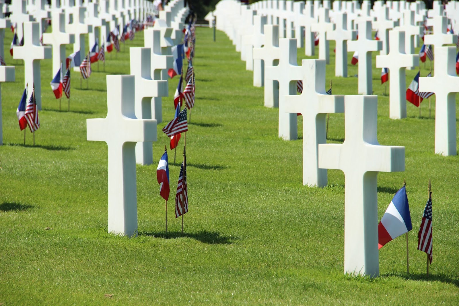 LA NORMANDIE EN PHOTOGRAPHIE: Le cimetière américain de Colleville-sur ...