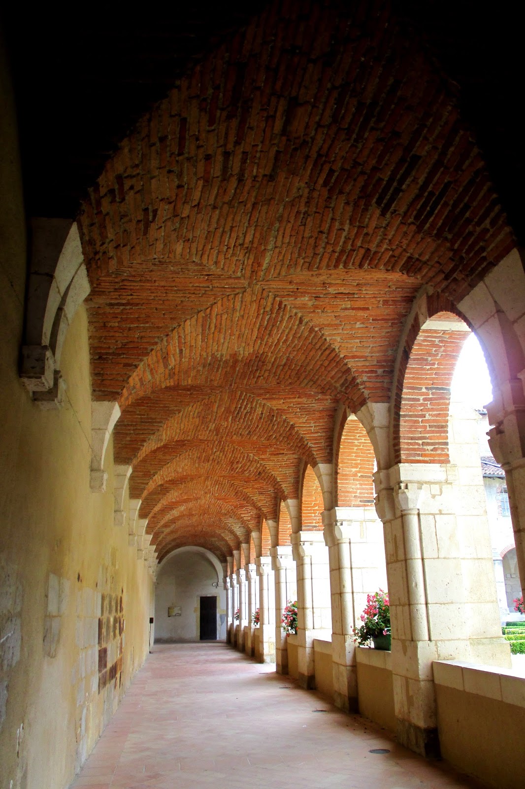 L'art et la nature sous toutes leurs formes: St Sever