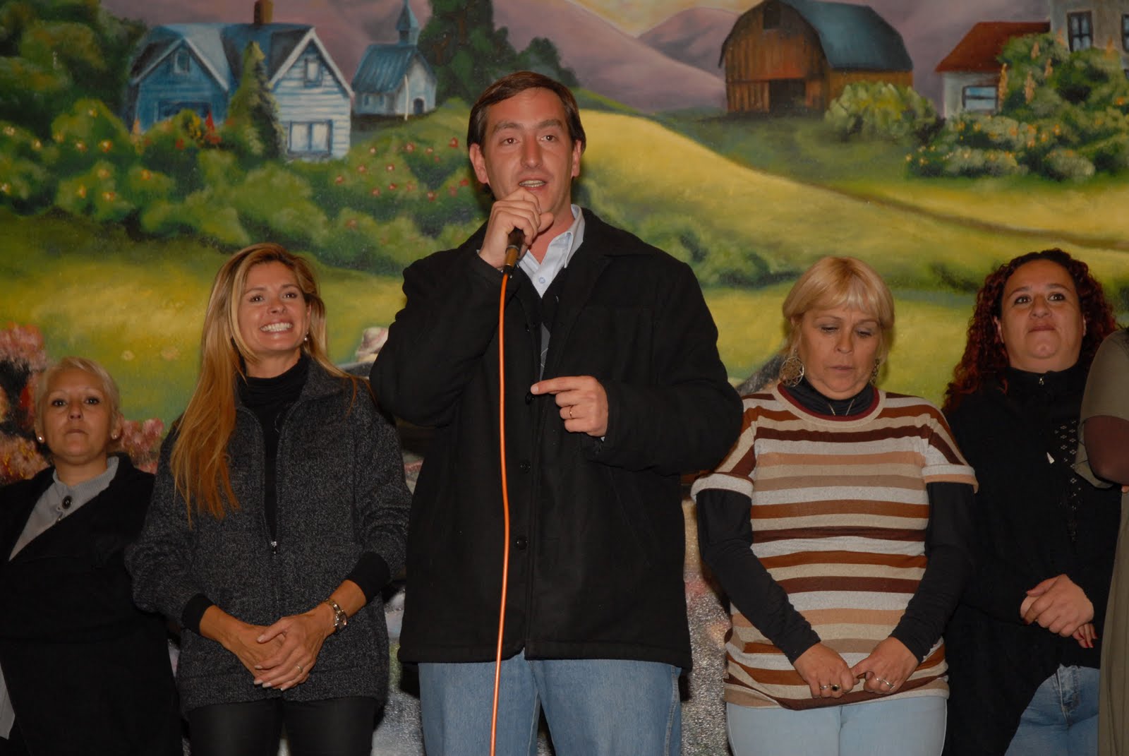 PERIÓDICO SENTIR QUILMES: MARIA LAURA LEGUIZAMON Y ROBERTO GAUDIO ...