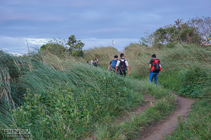 BATANGAS | Mt. Maculot and the Captivating Vista Up There — Pinoy ...