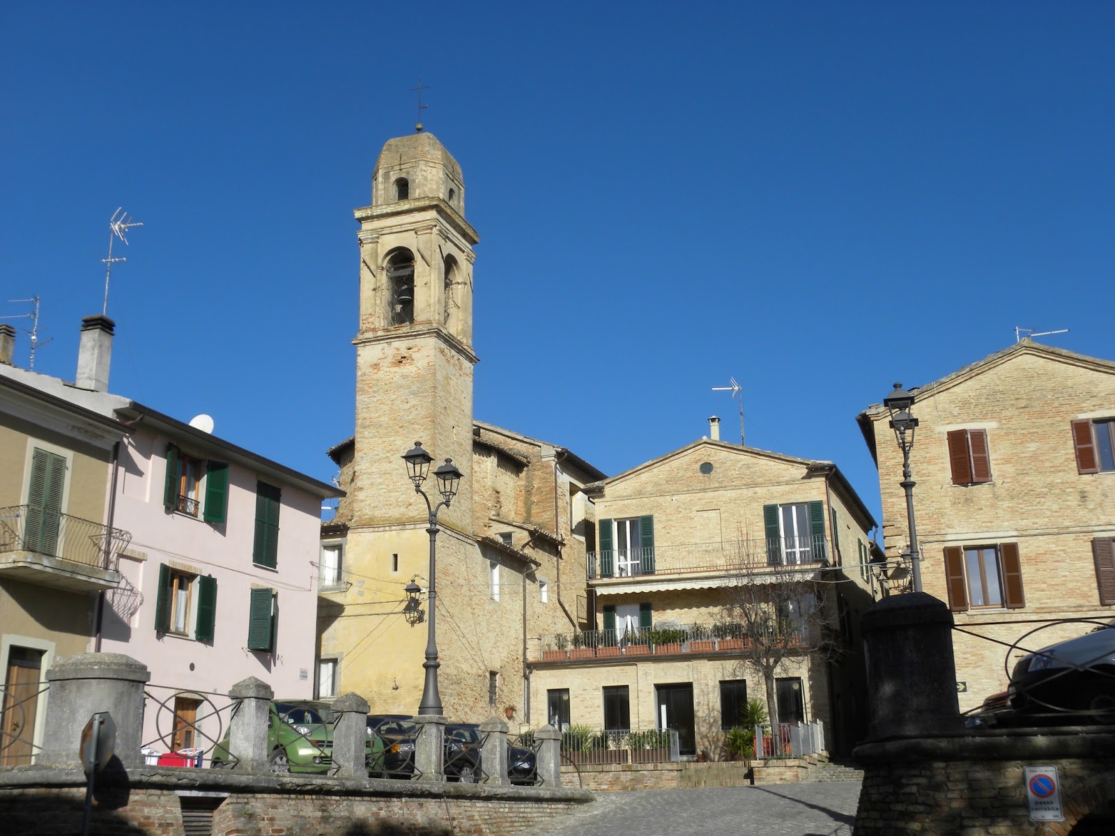 Visita a San Marcello ( AN ), uno dei castelli di Jesi - THE MARCHE ...
