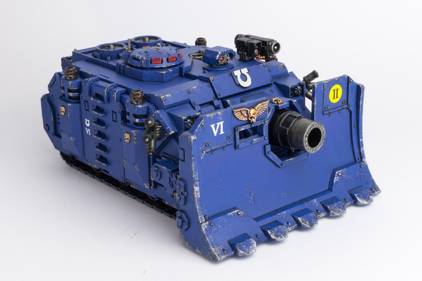 Showcase: Ultramarines Vindicator - Tale of Painters