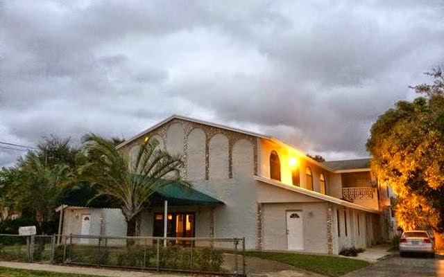 AHMADIYYA MOSQUE: Baitul Naseer - Miami Florida USA