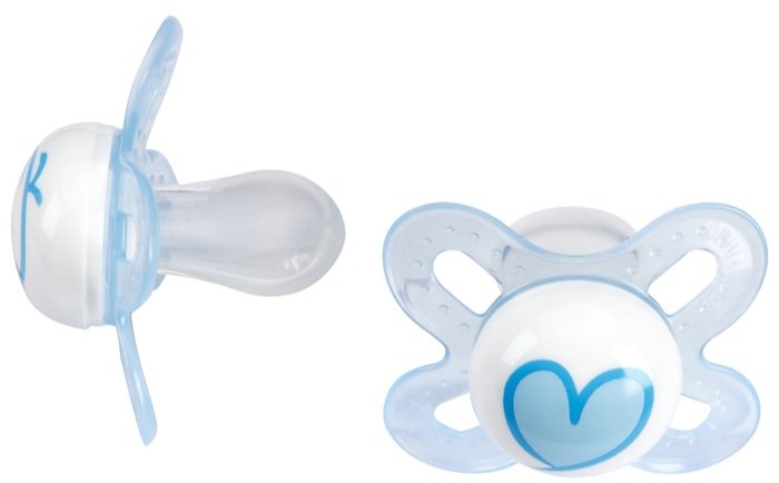 Tie A Little Bow: Controversial Parenting: Pacifier or No Pacifier?