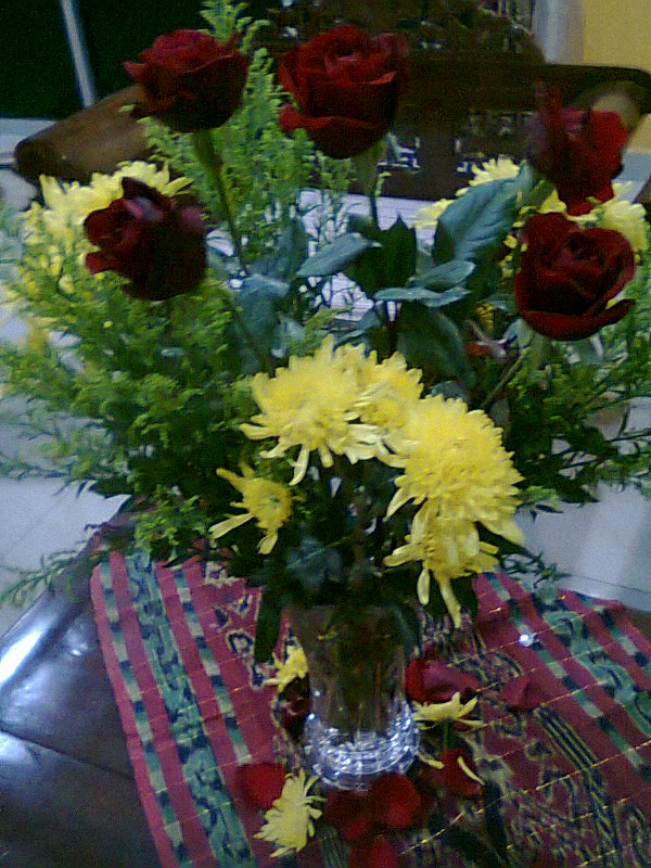 DUNIA SITI: 16 MEI DAN SEJAMBAK BUNGA...