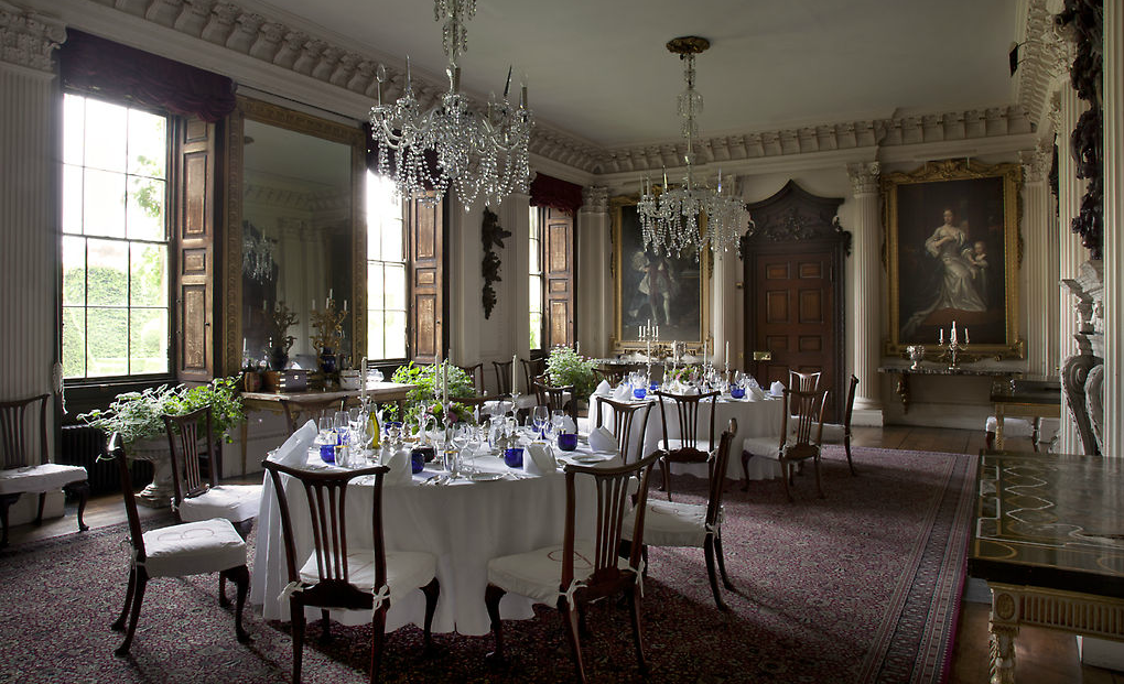 Color Outside the Lines: Book Review: The English Country House