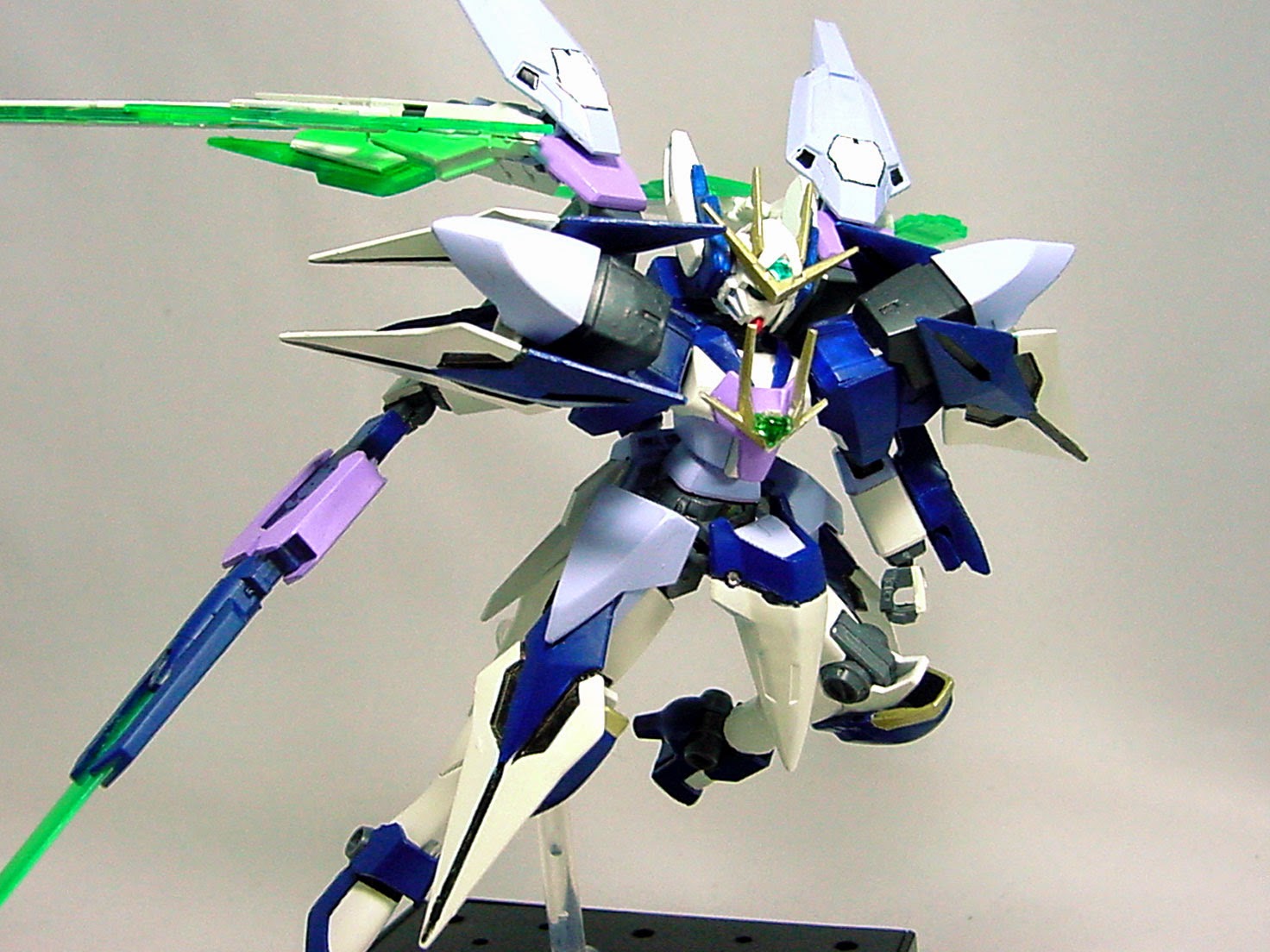 Custom Build: 1/144 Nobell Quanta