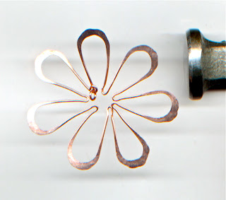 WireWorkers Guild: FLOWER PENDANT