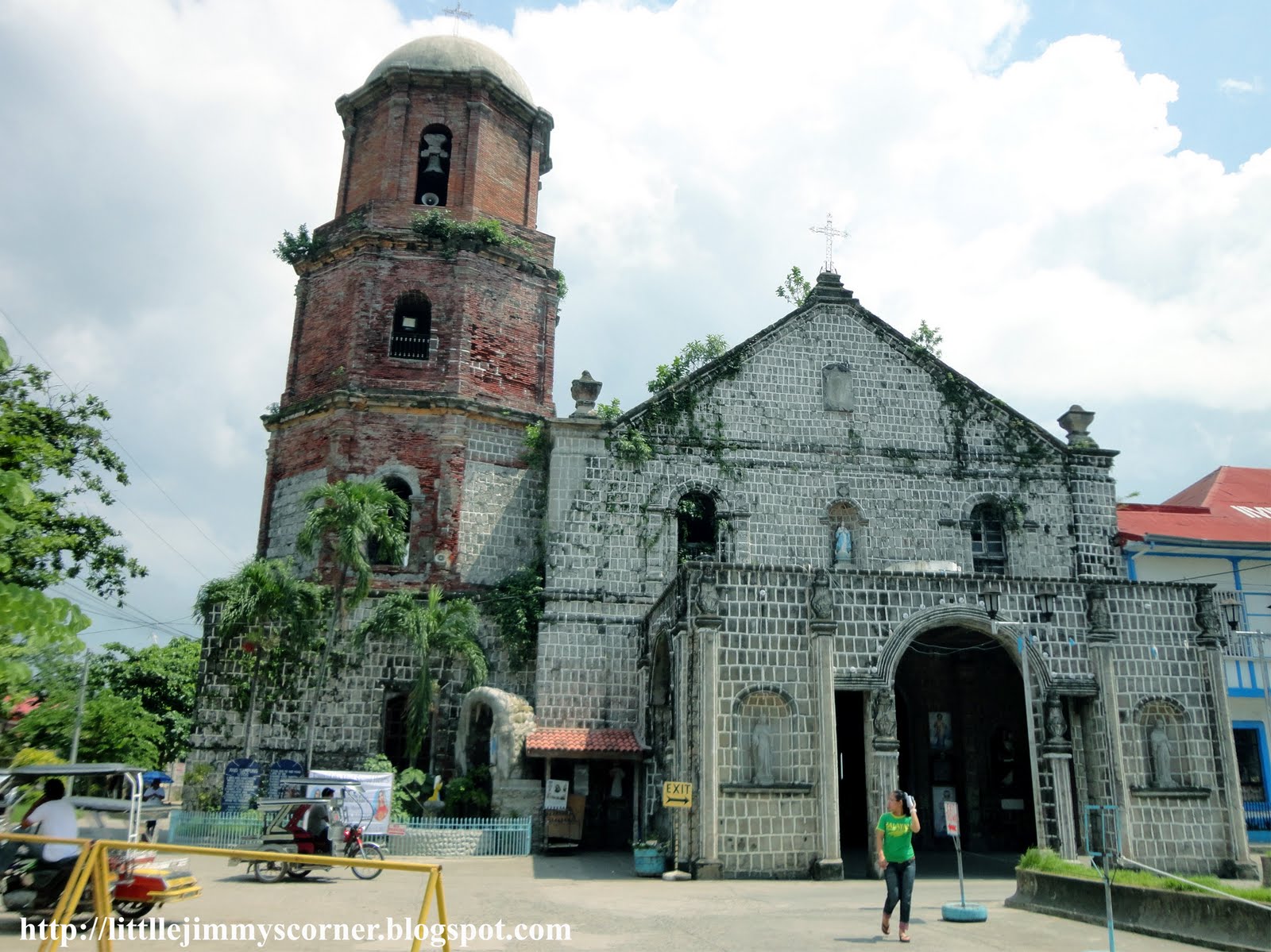 .:little jimmy's corner: Road trip : Balayan Church