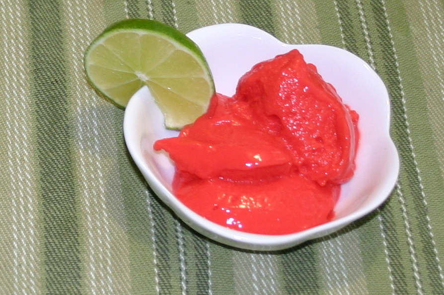 Tales of a Trophy Wife: Cherry Lime-ade Fro-Yo
