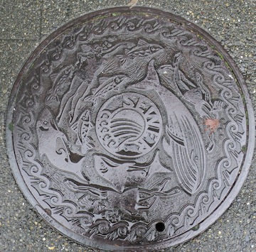 Walking Seattle Neighborhoods: Manhole Cover Art