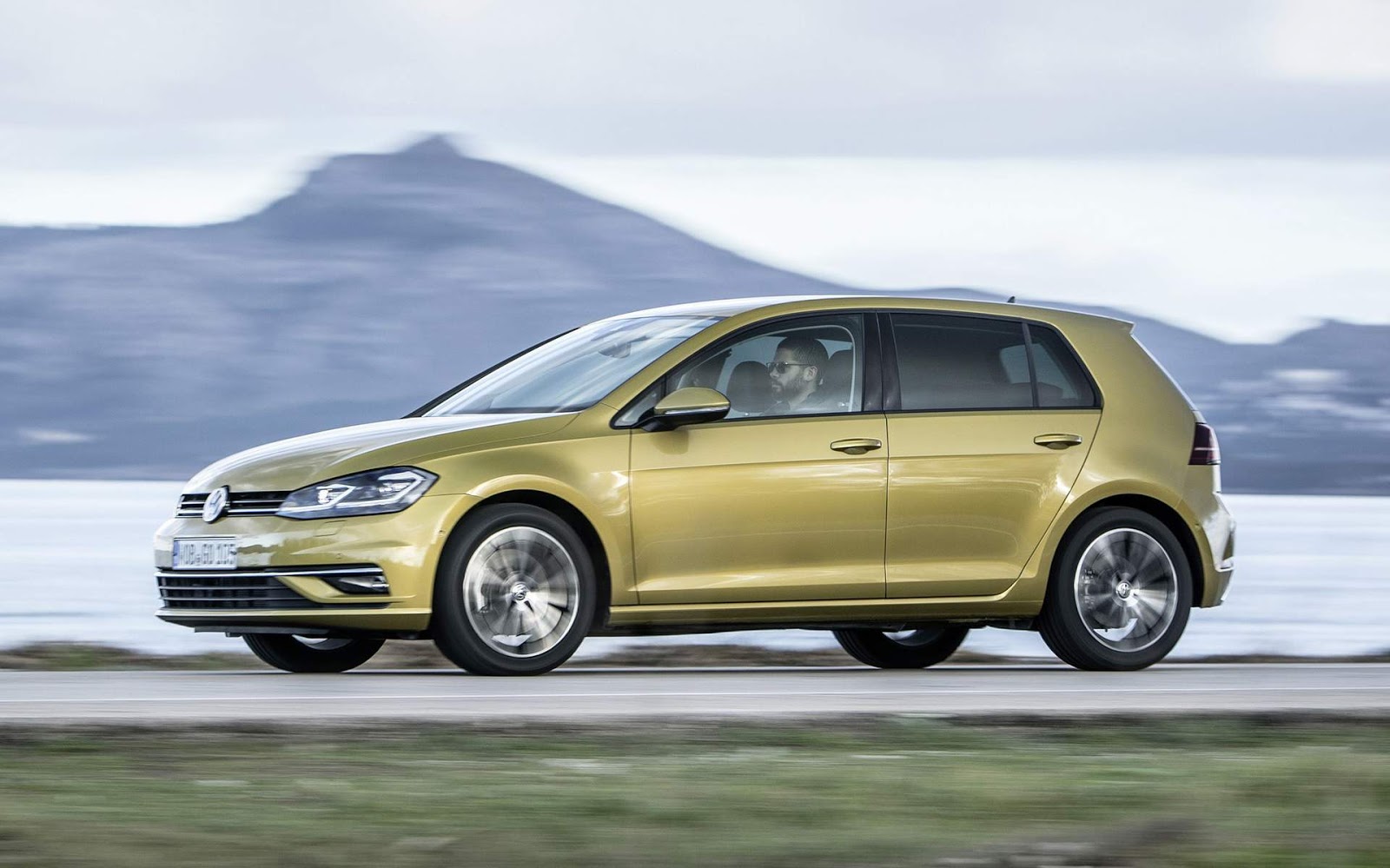 Volkswagen Golf 1.5 TSI EVO 2018 - impressões ao dirigir
