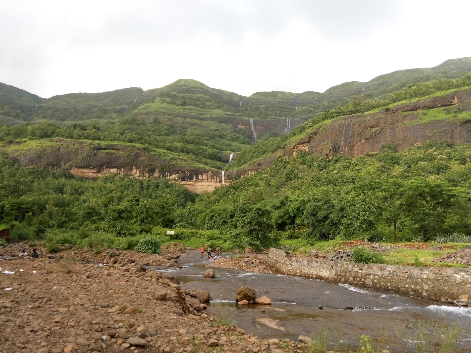 Zenith Waterfall in Khopoli near Karjat | The journey of a thousand ...
