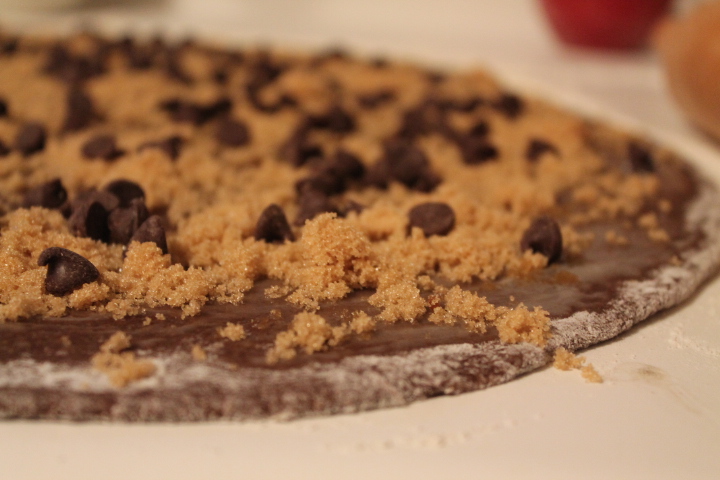 Mom's Frugal: Chocolate-Chocolate Chip Rolls with Hot Fudge Sauce