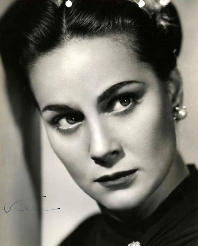 One of the Most Intense and Striking Faces of Italian Cinema: 36 ...