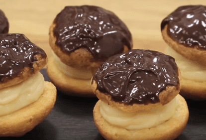 Συνταγή για σπιτικά λαχταριστά κοκάκια (video) - Greek Web TV Live