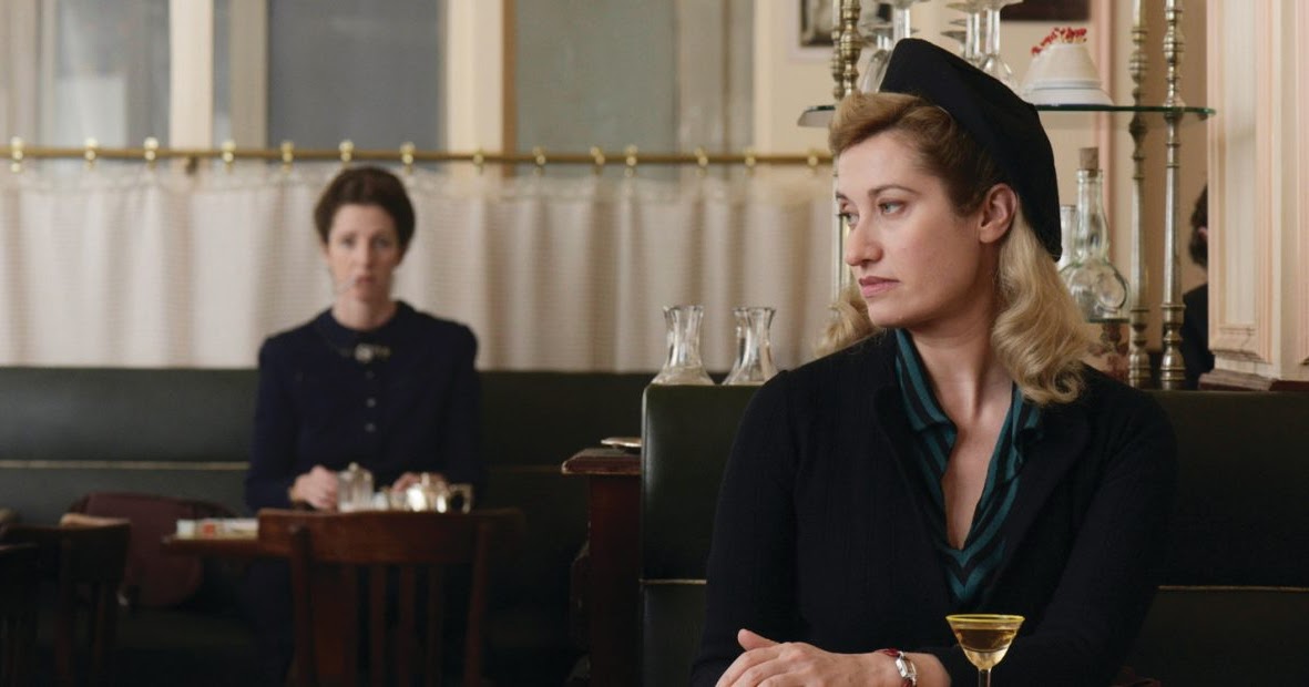 Violette Κινηματογραφική Λέσχη Πετρούπολης