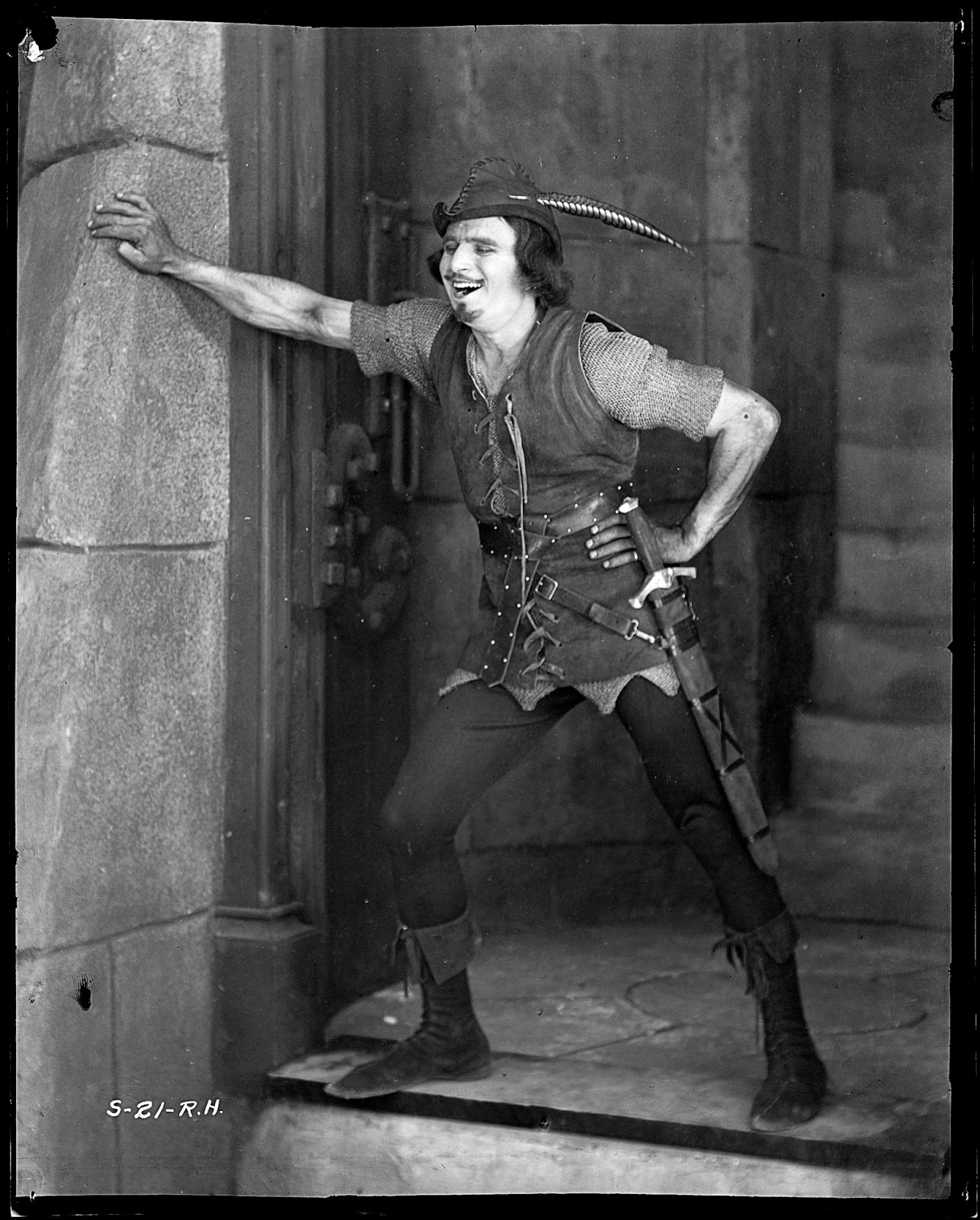 Jeff Rapsis / Silent Film Music: Douglas Fairbanks Sr. to the rescue ...
