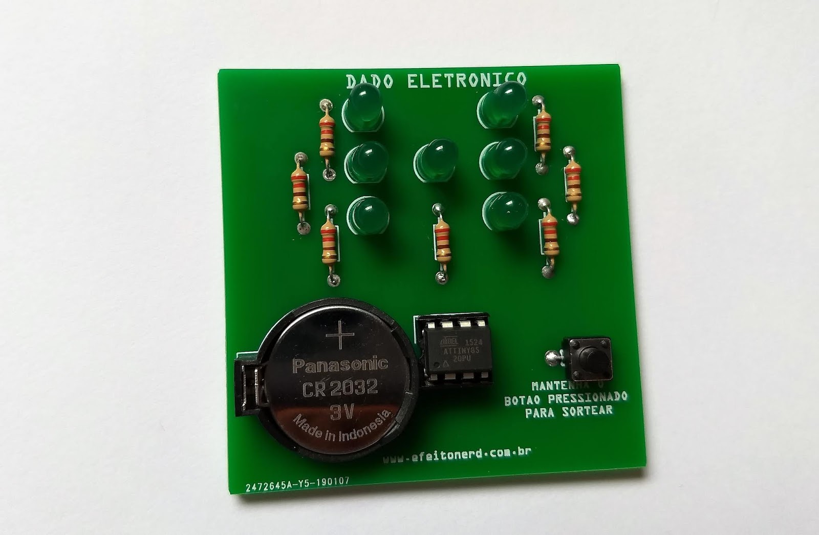 EfeitoNerd #Arduino #ESP32 #Attiny85: Dado Eletrônico com Attiny85