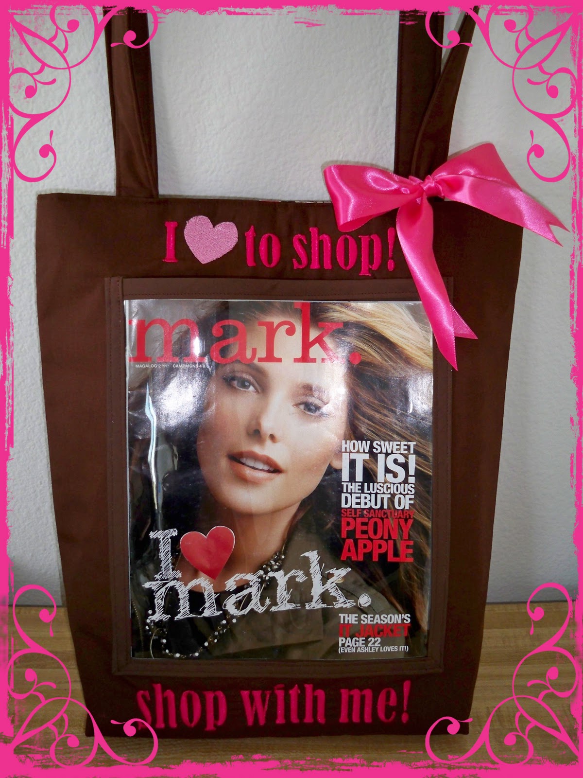 Goldilocks Loves Polkadots: AVON REP BAG!:)