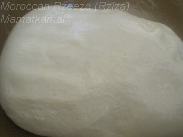 رزة القاظي-رْزِيزَة /Traditional Handmade Moroccan Rzeeza or Rzate ...