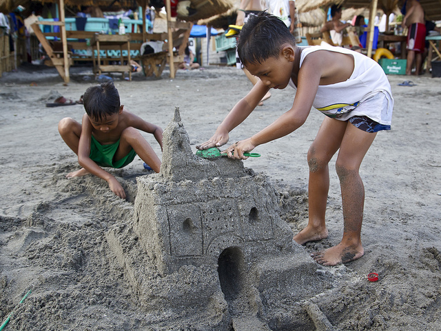 Top 10 Amazing Sand Castles in the Philippines