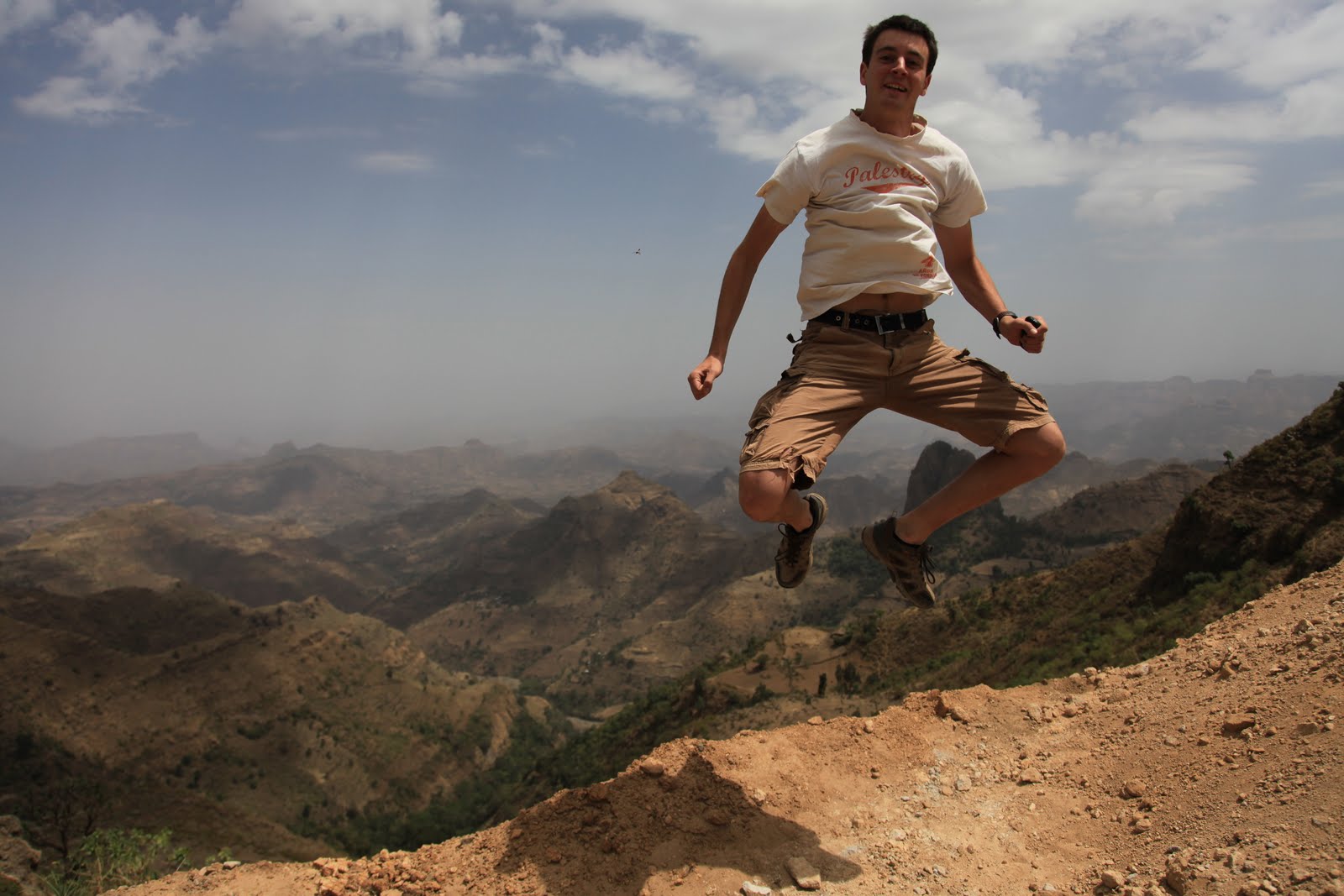 JUMPING PICTURES: Jumping in Simien Mountains!!