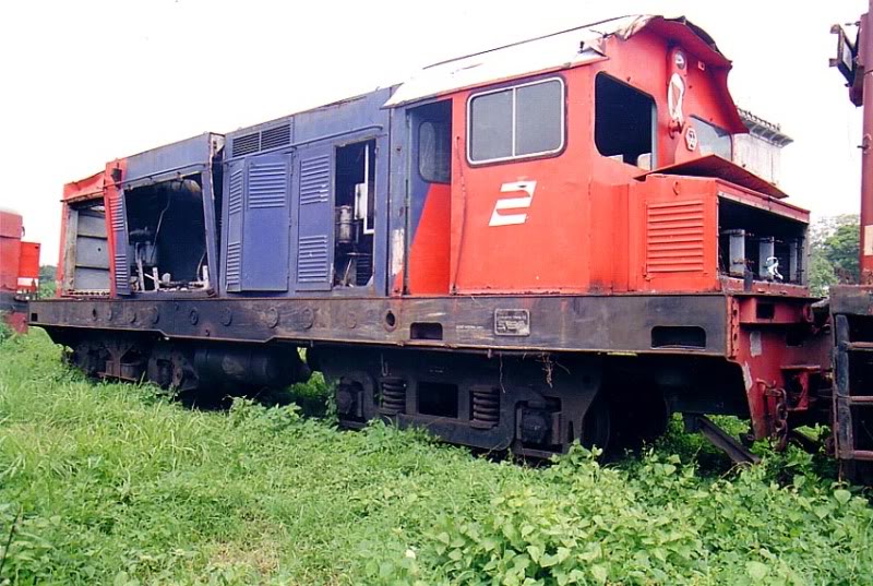 Edan Sepur Indonesia: BB305