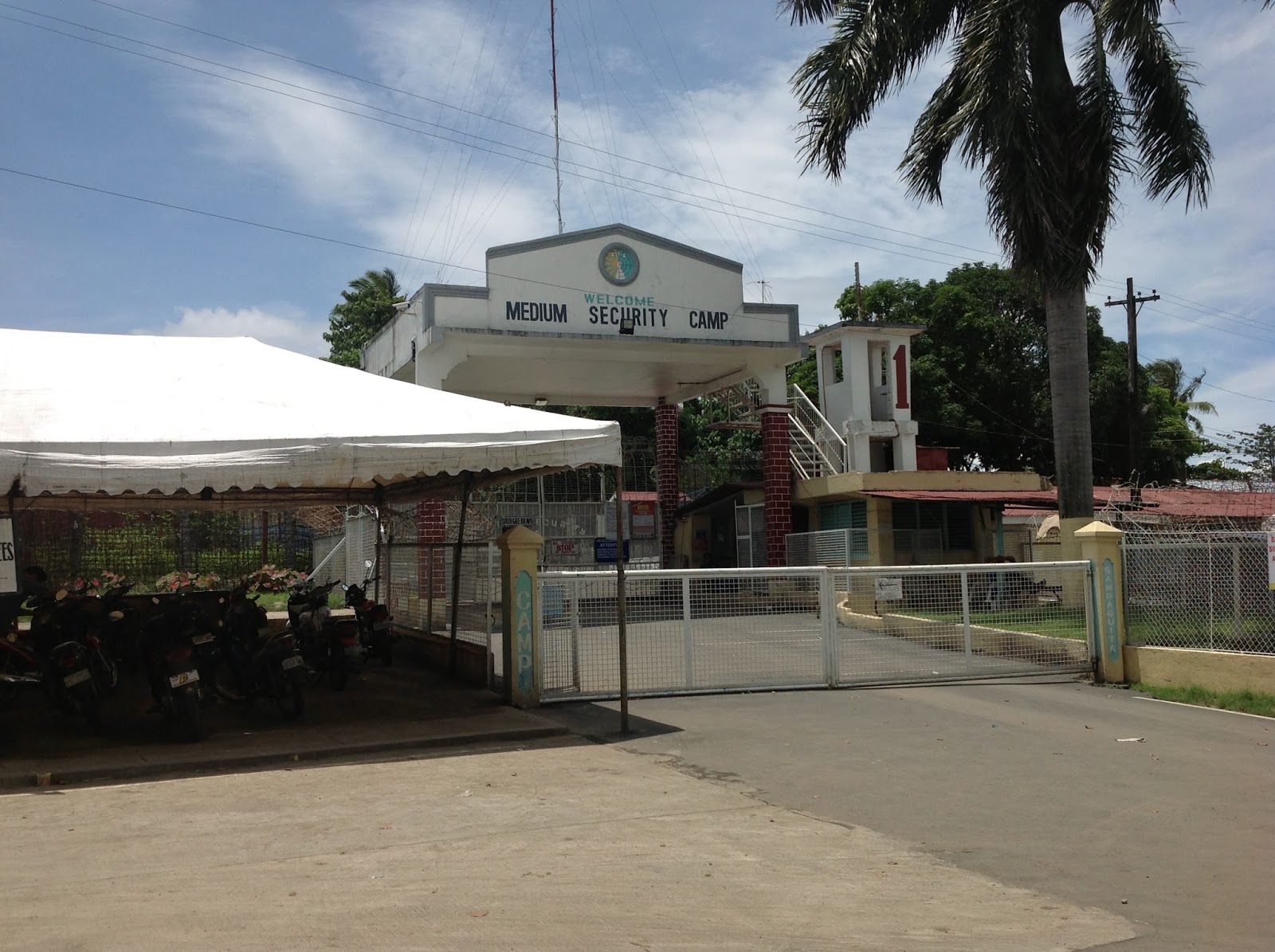 Philippine Updates: Saturday at New Bilibid Prison in Muntinlupa (8/9/13)