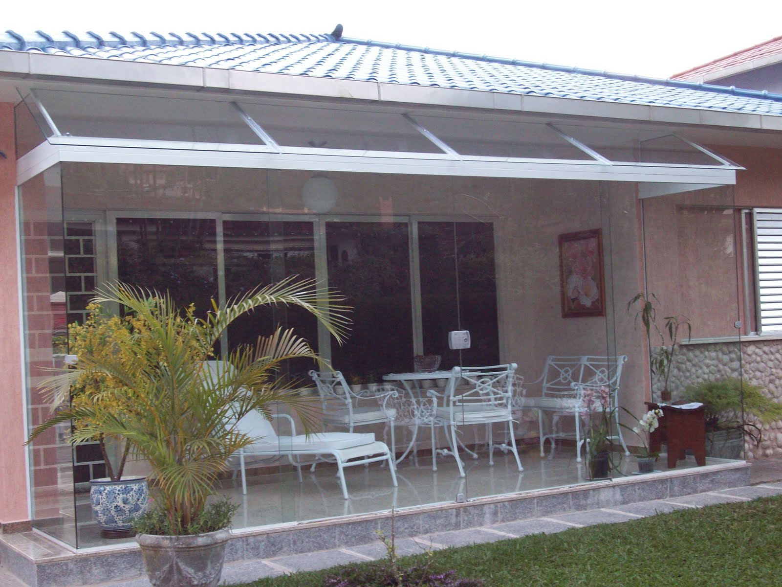 VIDRAÇARIA Box e Cia: fechamento de varanda em vidro 8mm com teto de ...