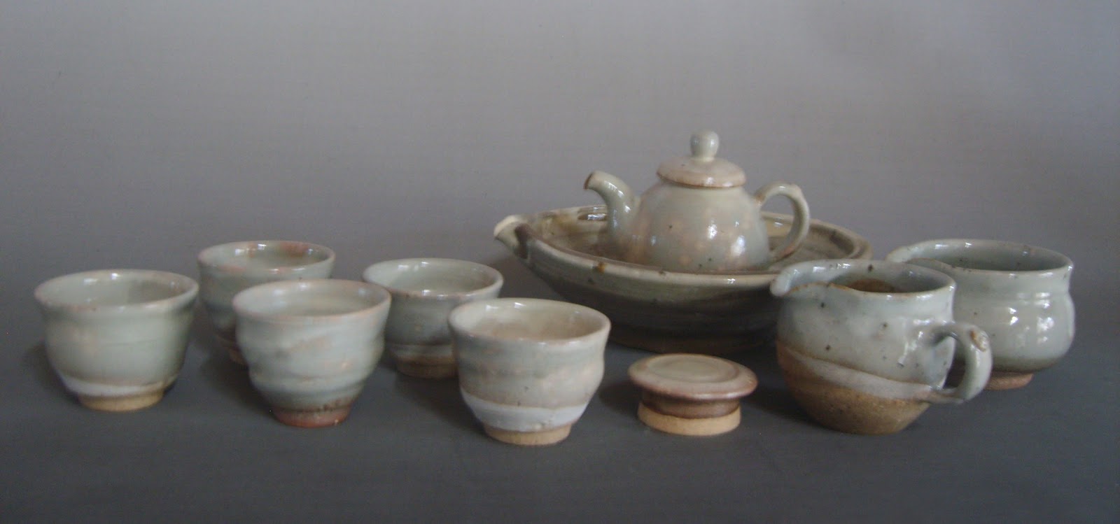 Morning Crane Tea Ware: Park Jong Il's Da-hae Tea Sets