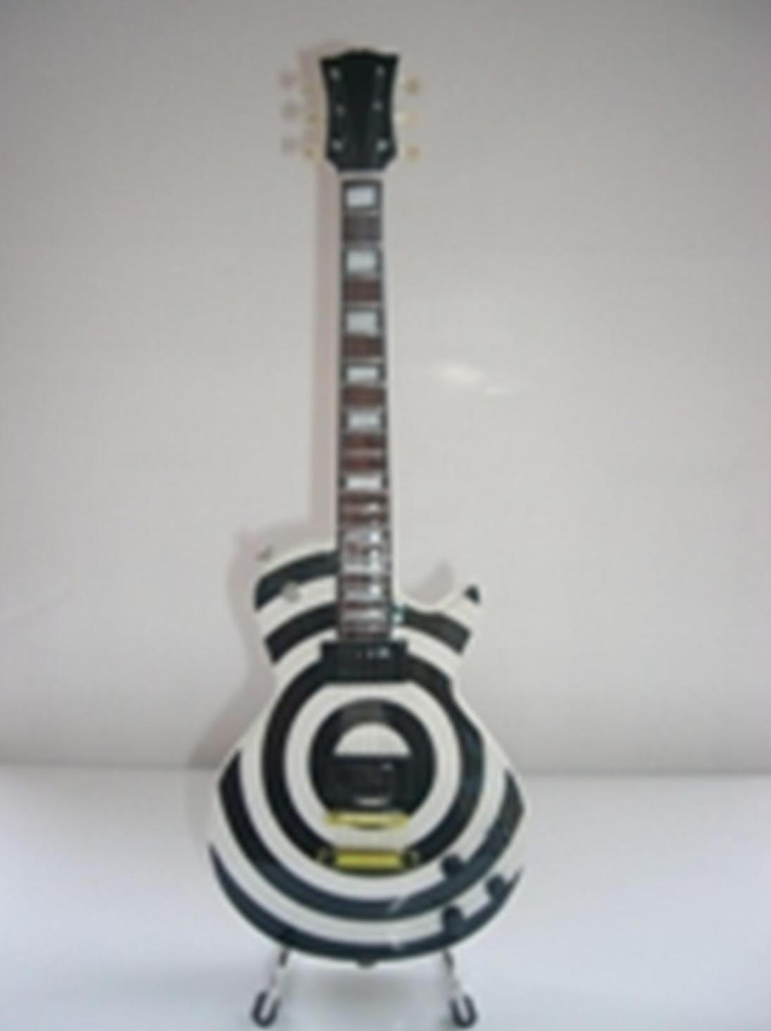 Gadeu.Al-Qur'an: Bismillah jual Miniatur gitar - cocok utk kado ...