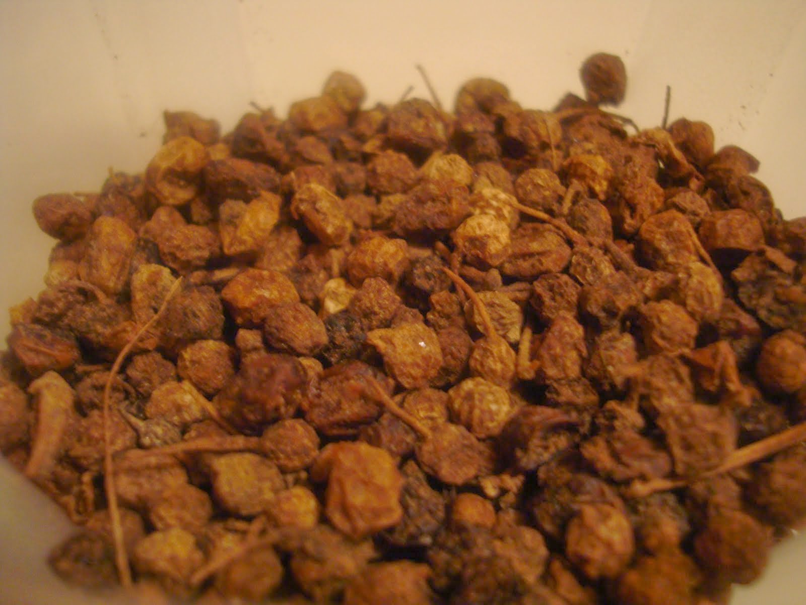 Jayanthi's Indian Recipes: Vathal Kozhambu and Aloo podimas