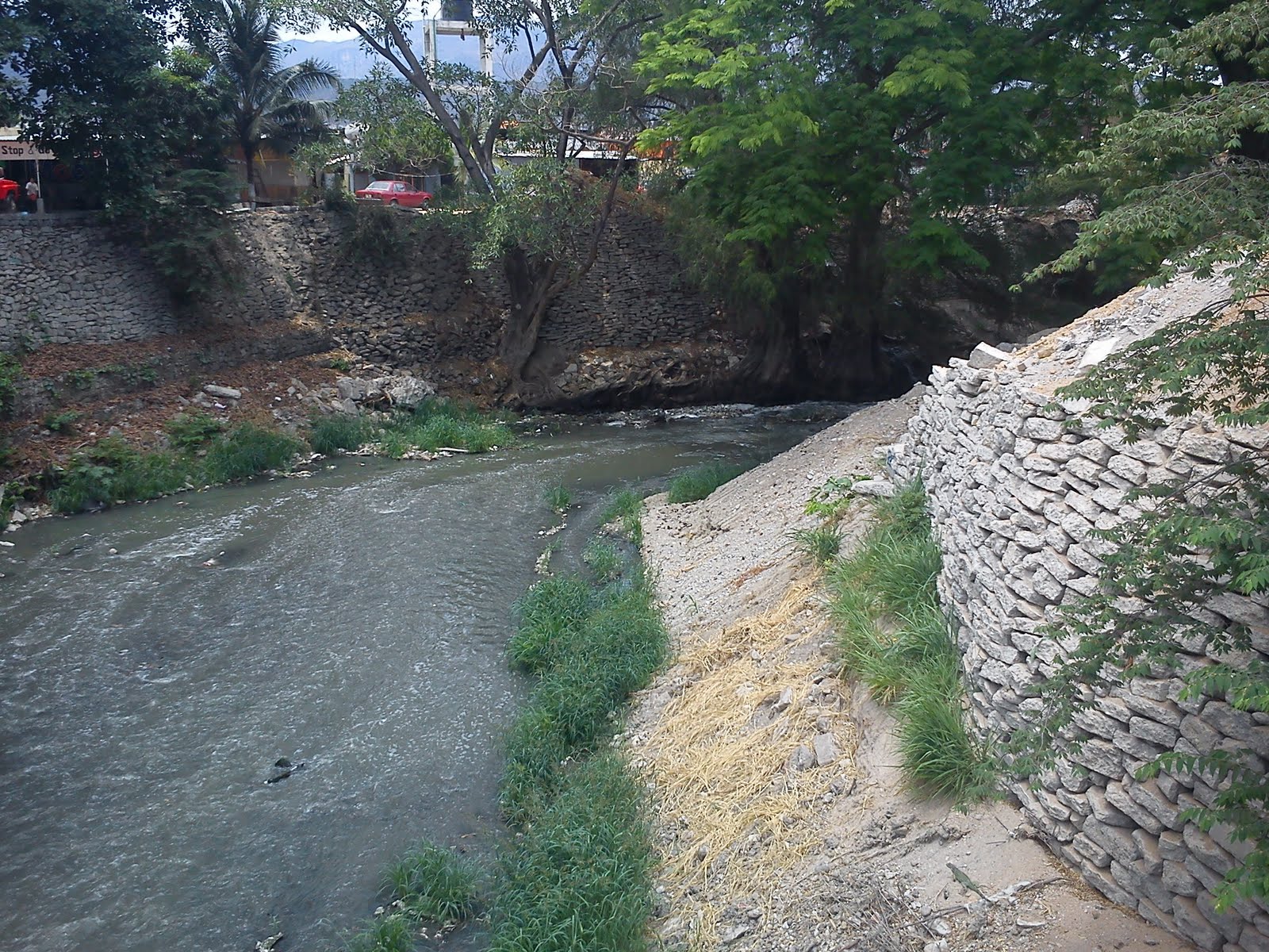 SALVEMOS AL RÍO SABINAL !!!