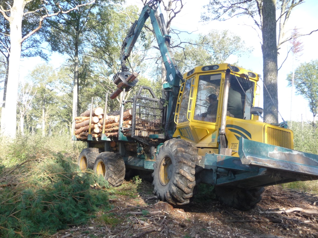 CFPPA le Chesnoy - 45200 AMILLY - Formations Conduite de Machines ...