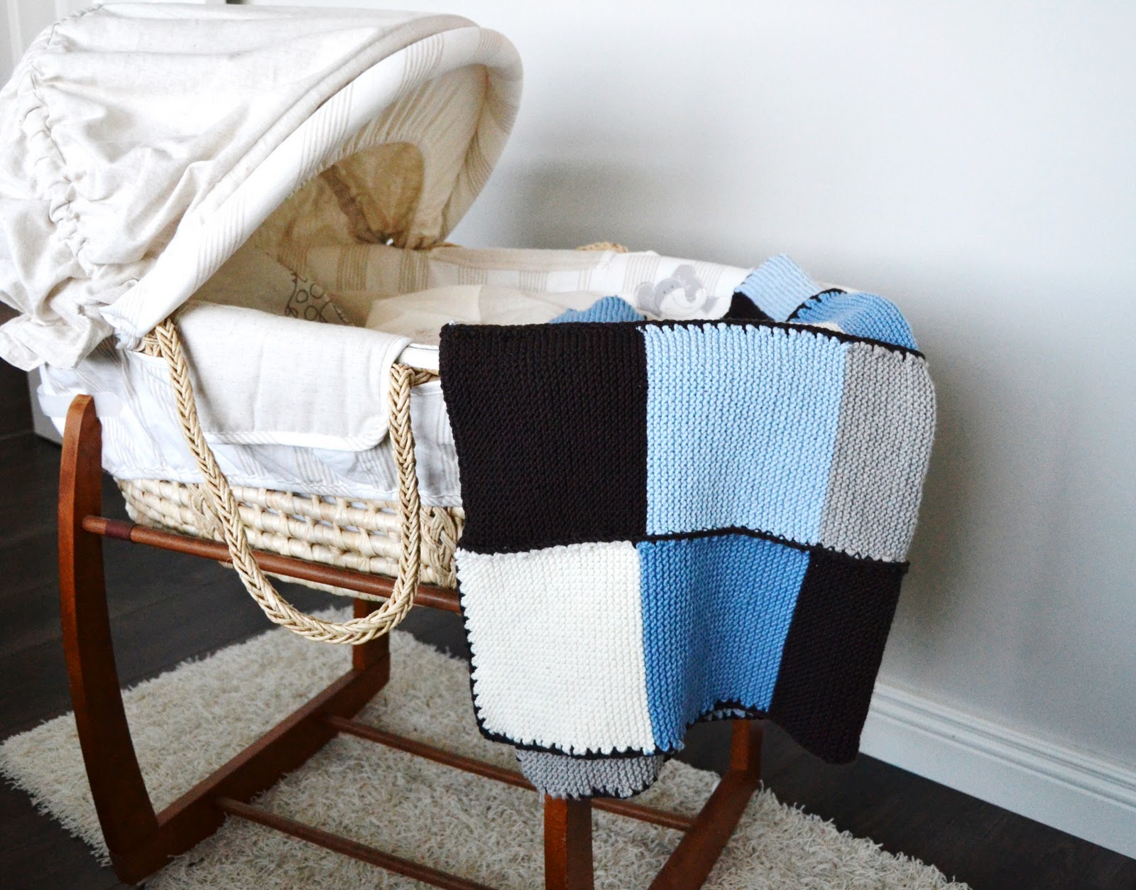 Sweet Home Lystimäki: Vauvan peitto