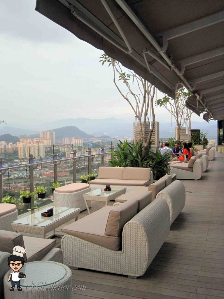 VIEW Rooftop Bar @ G Tower Hotel, Kuala Lumpur | Nikel Khor ^ ^ PaPago kaki