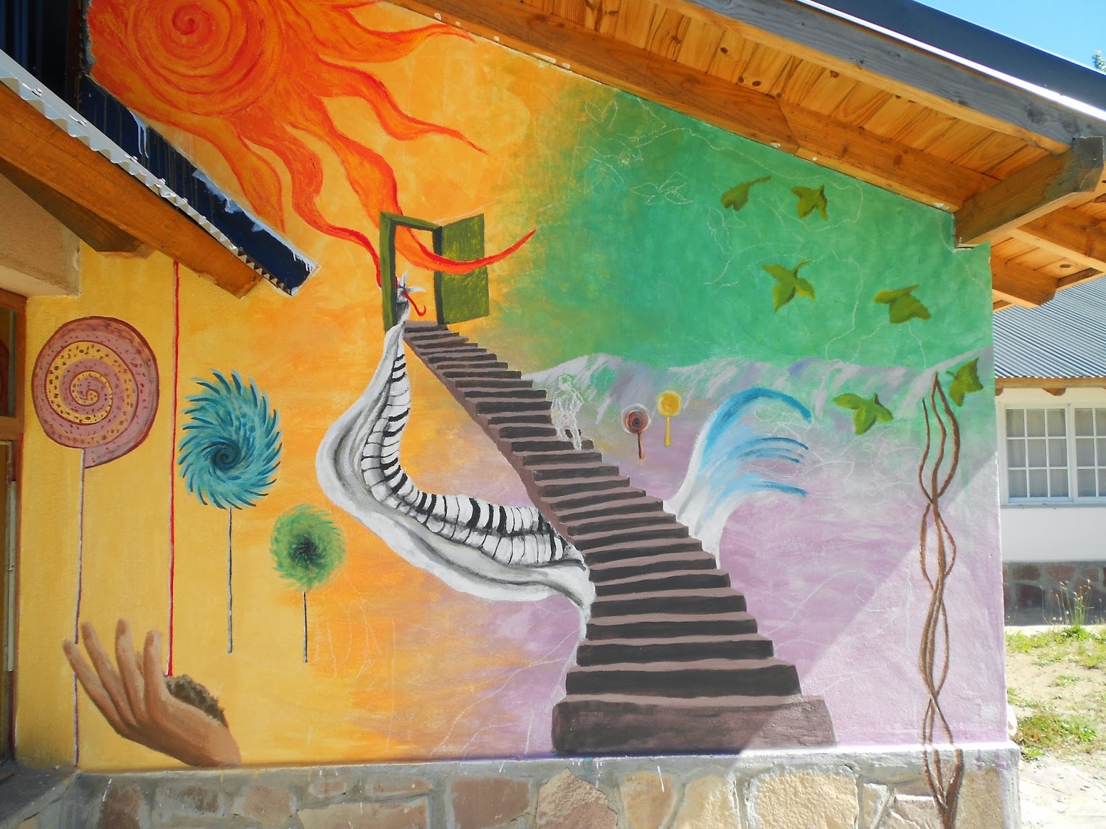 Escuela de Arte La LLave: Mural colectivo para la escuela