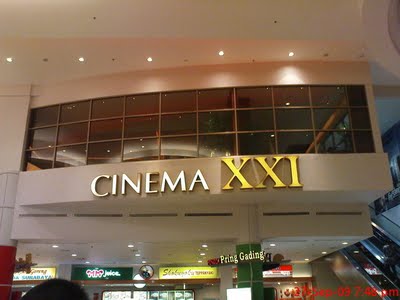 yuyun129: Perbedaan Cinema 21 dan xxi Yang Mungkin Belum Anda Ketahui