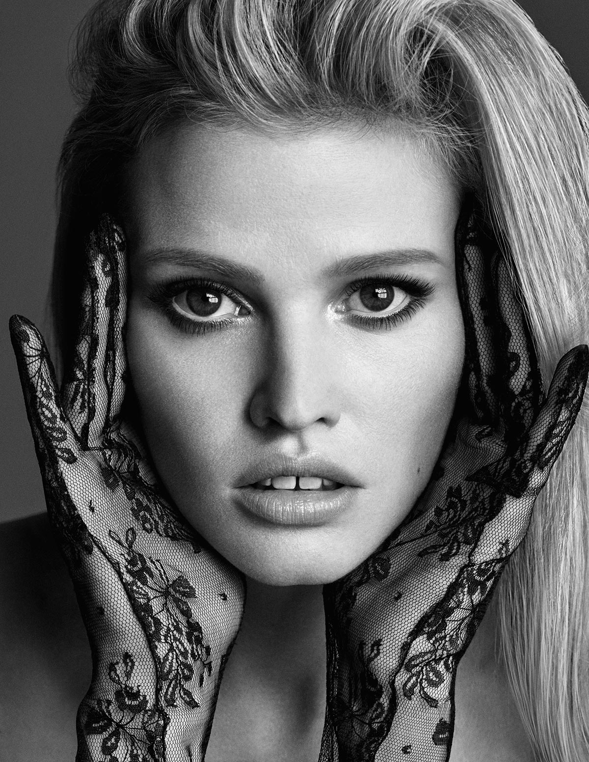 Lara Stone in W Magazine Korea September 2015 by Luigi & Iango