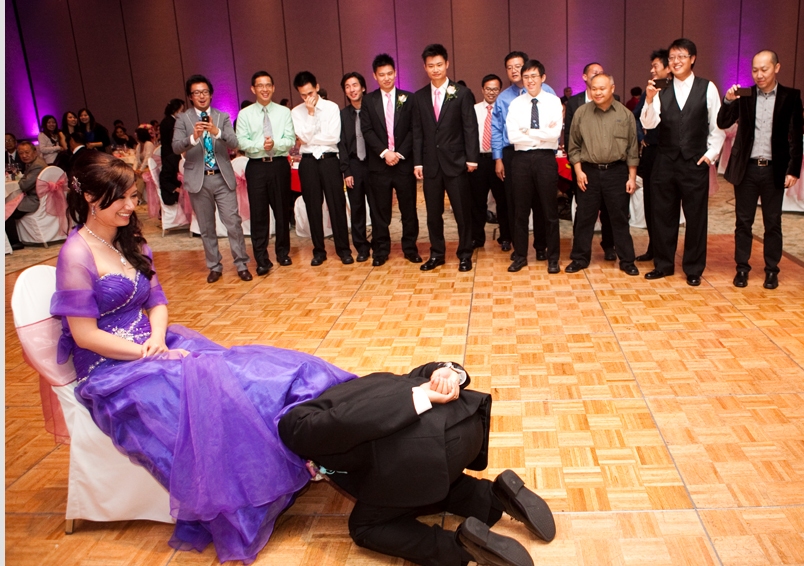 Great Garter Glimpses | Gallery porn girls