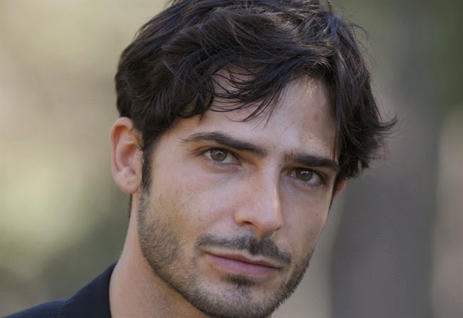 From the World news24: Domenico Calcaterra compra casa nel Salento