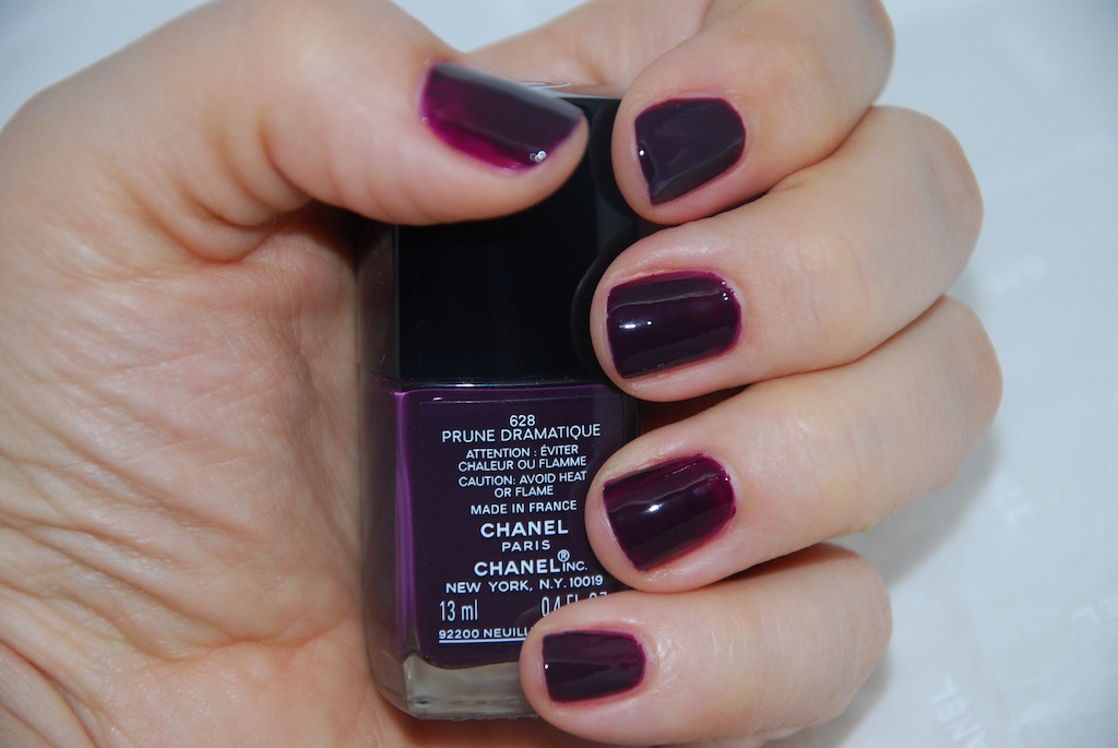 Schöne Nagellacke: Chanel Prune Dramatique 628