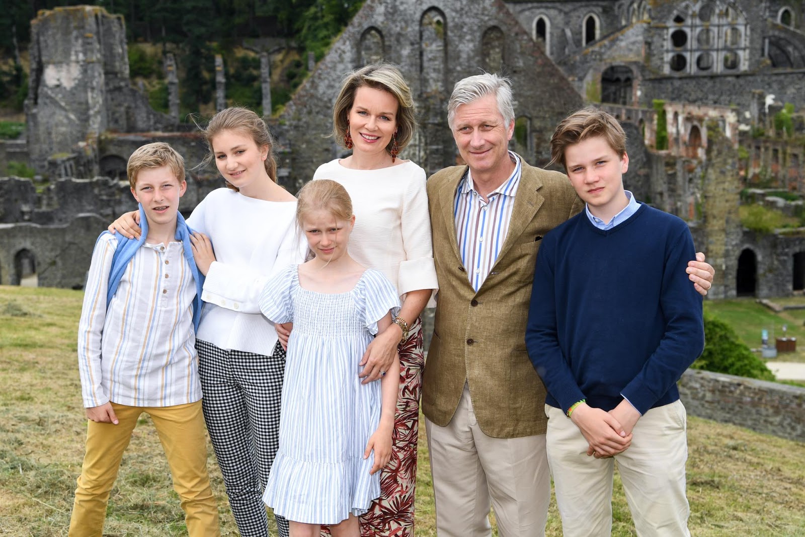 Queen Mathilde: Summer Shoot 2018: Villers-la-Ville